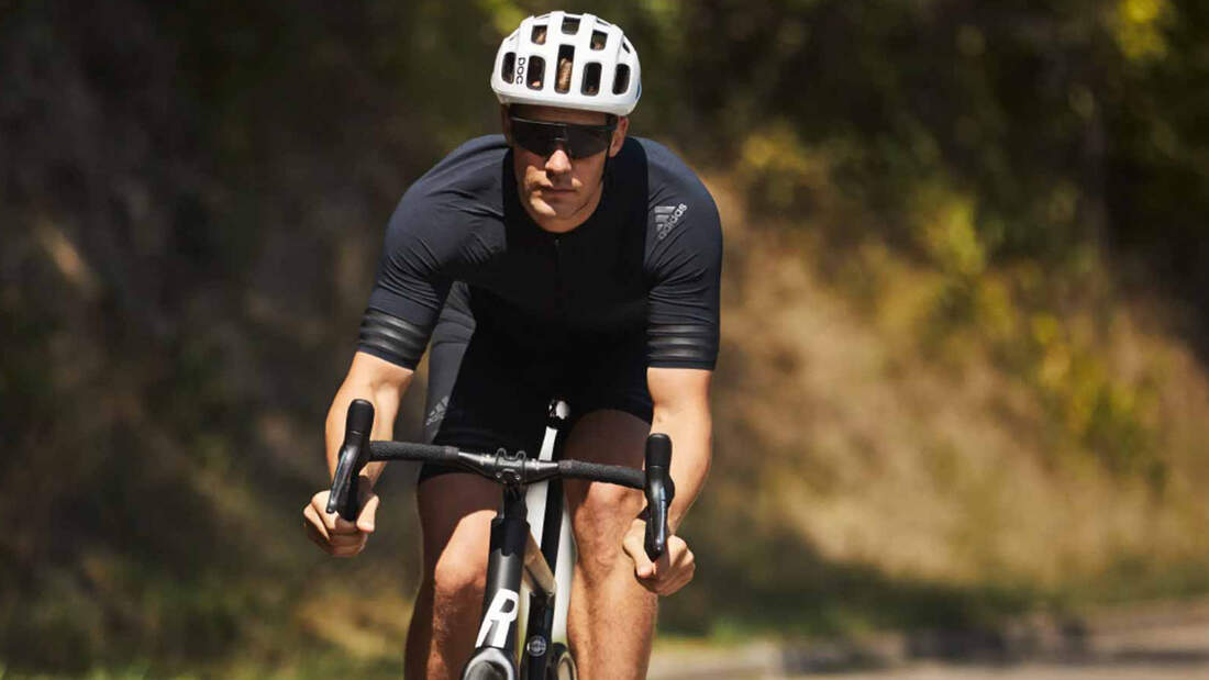 EM-Star Manuel Neuer steigt bei Rennrad-Firma ein | bike-x.de