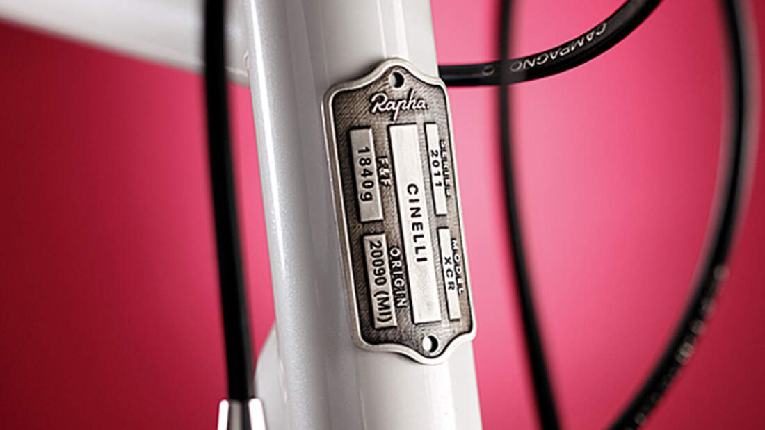 RoadBIKE Starshot: Rapha & Cinelli XCR Criterium Racer aus Stahl | bike ...