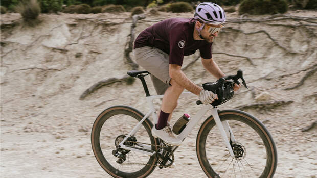 Rose Backroad FF: Neues Race-Gravelbike im Test | bike-x.de