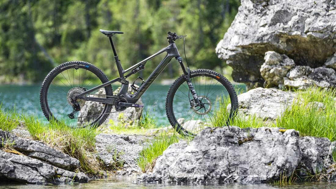 Canyon Neuron:Onfly CF 8 im Test | bike-x.de